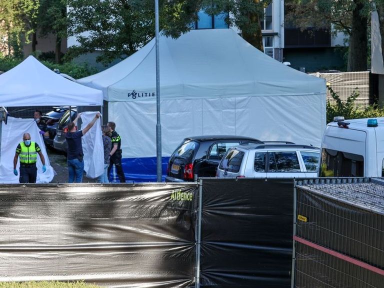 Celstraf van 30 jaar voor vader vermoorde Ryan (18), 20 jaar cel voor ...