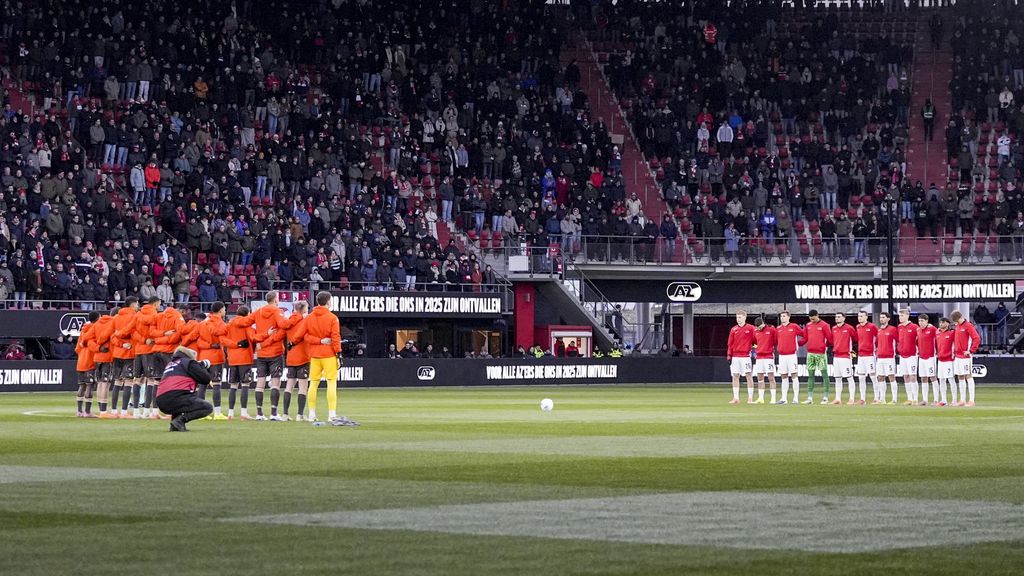 AZ bij rust op voorsprong tegen Volendam • Later koploper PSV tegen ...
