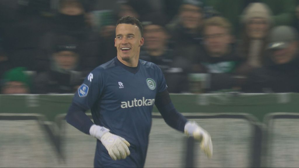 PSV ruim voor tegen Excelsior • Groningen en NAC nog in balans