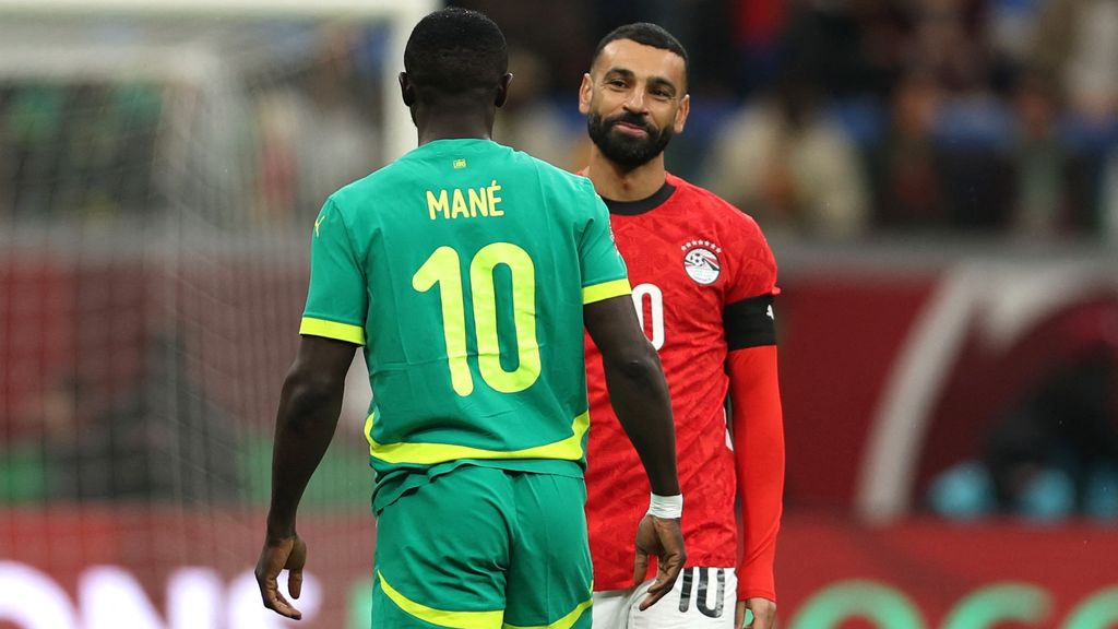 KNVB-beker: PAZX overklast Ajax voor rust: 3-0 • Verlenging lonkt voor ...