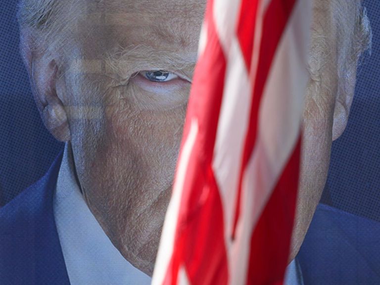 Zo proberen 'Trump en zijn bulldogs' de politieke koers in Europa te ...