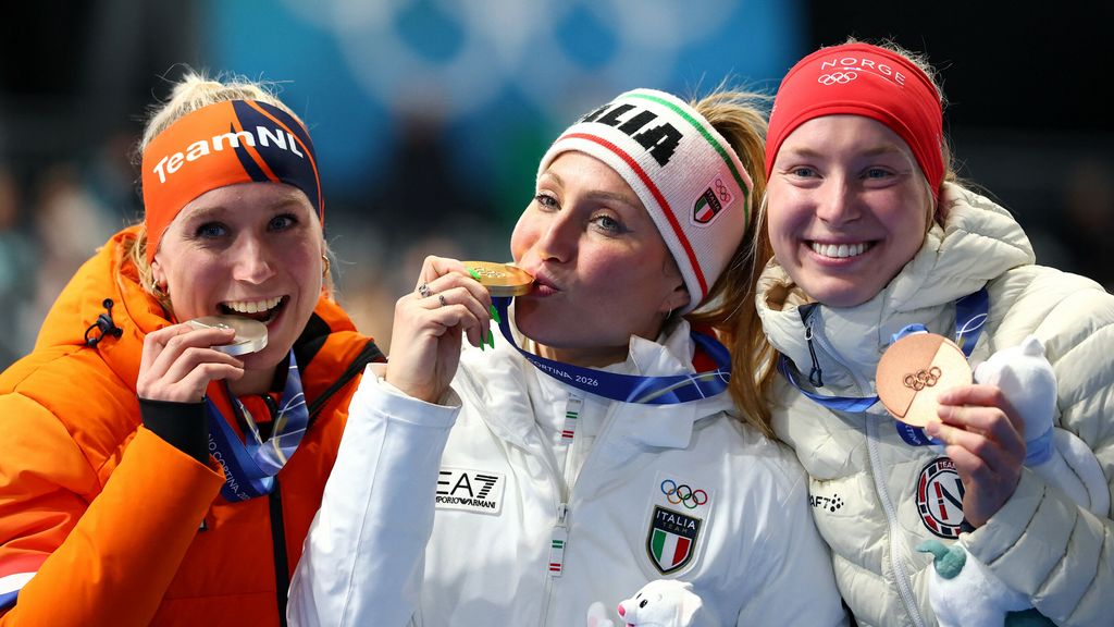 Conijn naar internationale schaatsploeg Novus, waar De Wit aan het roer ...